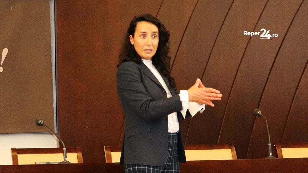 Elena Filipescu a venit din SUA „să se dăruiască” reșițenilor